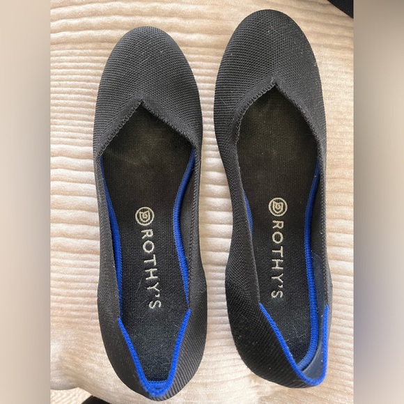 Shoes | Rothys Ecru Flat | Poshmark